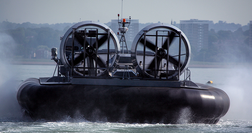 8100TD Hovercraft